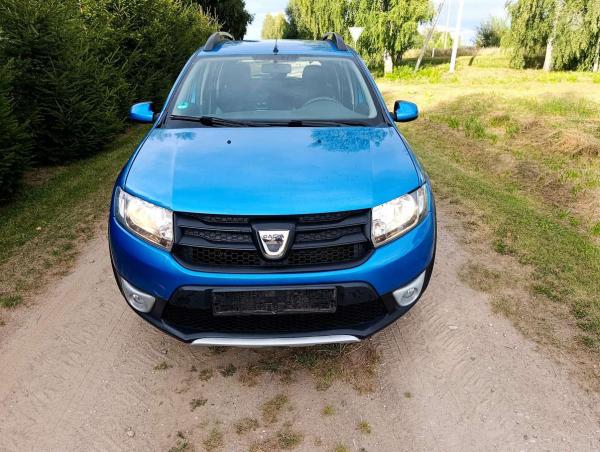 Zils Dacia Sandero 2014 Marijampole, ar dzinēja tilpumu 0.90 L un nobraukumu 141 tūkst. km par 2250 €, foto 4 vietnē AUTOMOTO.COM.LV