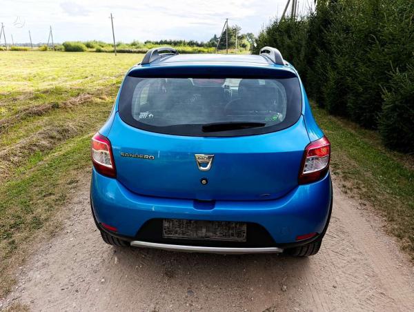 Zils Dacia Sandero 2014 Marijampole, ar dzinēja tilpumu 0.90 L un nobraukumu 141 tūkst. km par 2250 €, foto 5 vietnē AUTOMOTO.COM.LV