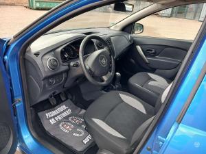 Blue Dacia Sandero 2015 in Kelme, with an engine capacity of 0.90 L and mileage of 130 thousand km for 5000 €, photo 14 on AUTOMOTO.COM.LV