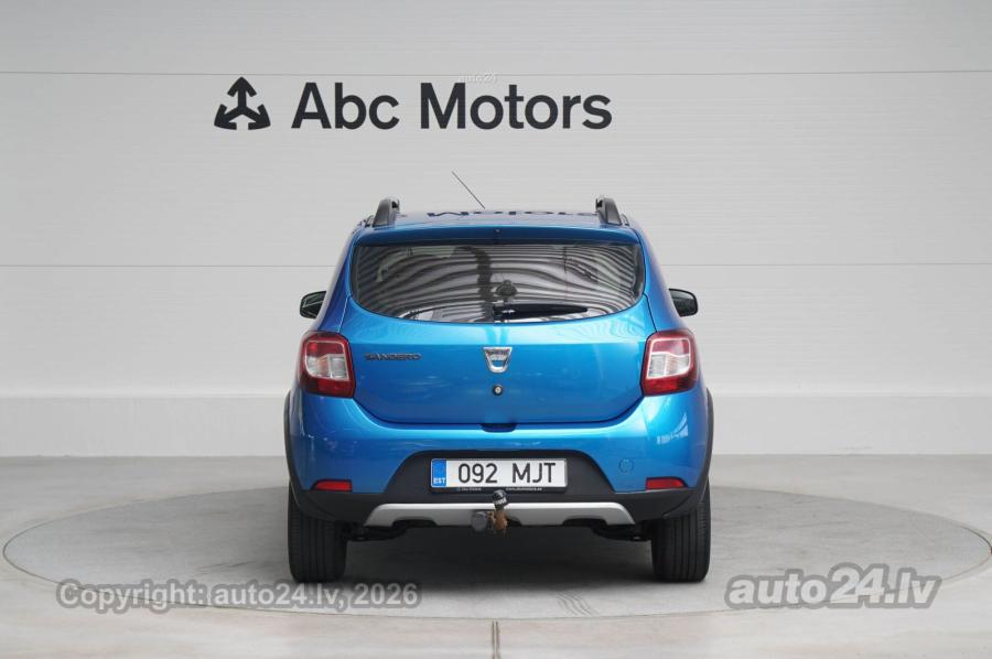 Zils Dacia Sandero 2015 Tallina, ar dzinēja tilpumu 0.90 L un nobraukumu 153 tūkst. km par 4490 €, foto 6 vietnē AUTOMOTO.COM.LV