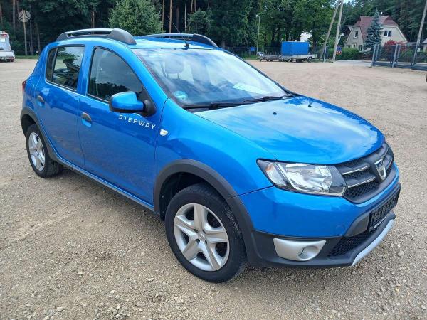 Zils Dacia Sandero 2015 Kelmė, ar dzinēja tilpumu 0.90 L un nobraukumu 130 tūkst. km par 4700 €, foto 1 vietnē AUTOMOTO.COM.LV