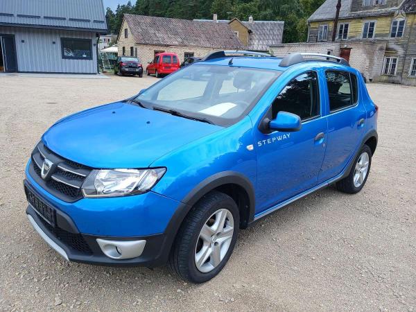 Zils Dacia Sandero 2015 Kelmė, ar dzinēja tilpumu 0.90 L un nobraukumu 130 tūkst. km par 4700 €, foto 2 vietnē AUTOMOTO.COM.LV