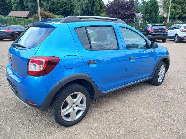 Zils Dacia Sandero 2015 Kelmė, ar dzinēja tilpumu 0.90 L un nobraukumu 130 tūkst. km par 4700 €, foto 6 vietnē AUTOMOTO.COM.LV