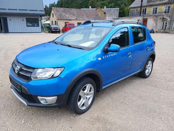 Zils Dacia Sandero 2015 Kelmė, ar dzinēja tilpumu 0.90 L un nobraukumu 130 tūkst. km par 4700 €, foto 9 vietnē AUTOMOTO.COM.LV