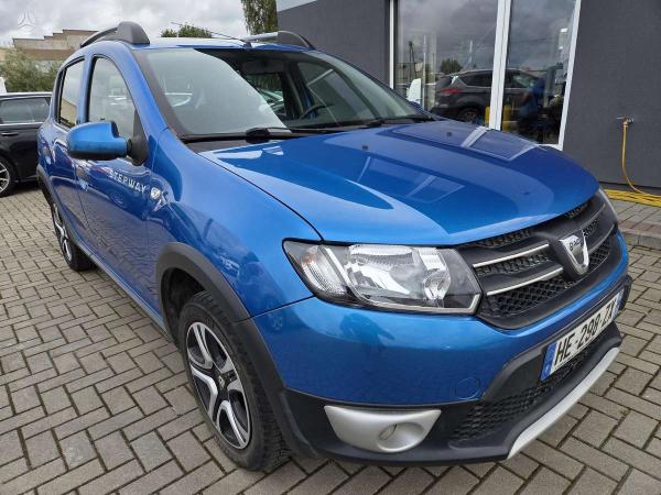 Zils Dacia Sandero 2015 Tauragė, ar dzinēja tilpumu 1.50 L un nobraukumu 292 tūkst. km par 3950 €, foto 3 vietnē AUTOMOTO.COM.LV