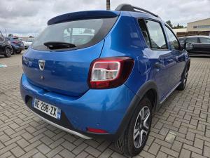 Zils Dacia Sandero 2015 Tauragė, ar dzinēja tilpumu 1.50 L un nobraukumu 292 tūkst. km par 3950 €, foto 7 vietnē AUTOMOTO.COM.LV