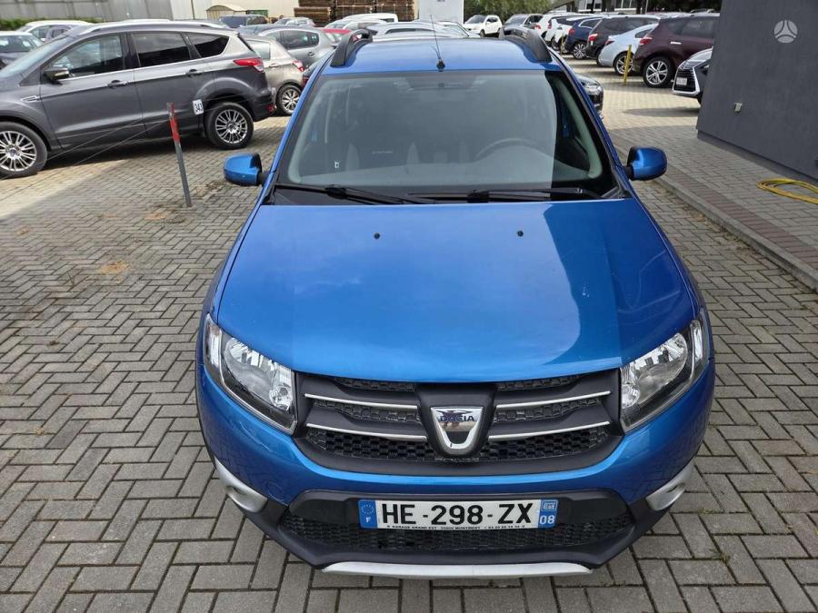 Zils Dacia Sandero 2015 Tauragė, ar dzinēja tilpumu 1.50 L un nobraukumu 292 tūkst. km par 3950 €, foto 12 vietnē AUTOMOTO.COM.LV