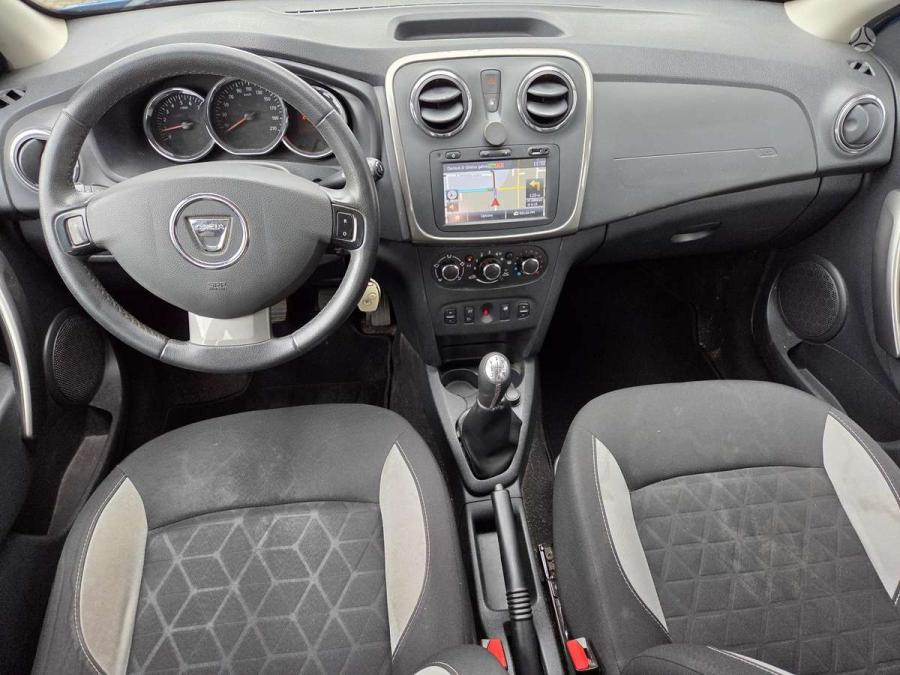 Zils Dacia Sandero 2015 Tauragė, ar dzinēja tilpumu 1.50 L un nobraukumu 292 tūkst. km par 3950 €, foto 22 vietnē AUTOMOTO.COM.LV