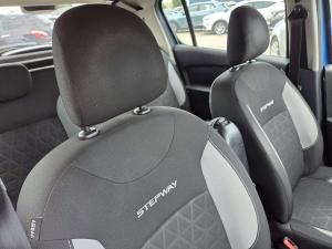 Zils Dacia Sandero 2015 Tauragė, ar dzinēja tilpumu 1.50 L un nobraukumu 292 tūkst. km par 3950 €, foto 35 vietnē AUTOMOTO.COM.LV