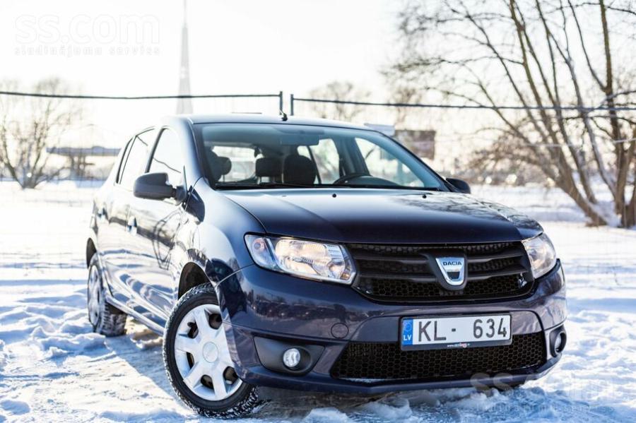 Blue Dacia Sandero 2016 in Riga, with an engine capacity of 1.50 L and mileage of 220 thousand km for 5490 €, photo 2 on AUTOMOTO.COM.LV