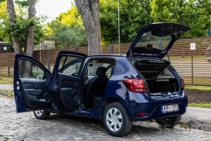 Zils Dacia Sandero 2017 Rīga, ar dzinēja tilpumu 1.50 L un nobraukumu 251 tūkst. km par 3990 €, foto 8 vietnē AUTOMOTO.COM.LV