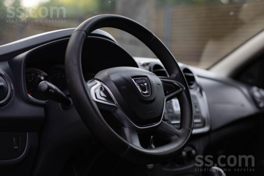 Zils Dacia Sandero 2017 Rīga, ar dzinēja tilpumu 1.50 L un nobraukumu 251 tūkst. km par 3990 €, foto 12 vietnē AUTOMOTO.COM.LV