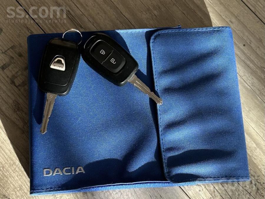 Синий Дачия Сандеро 2018 в Рига, объемом двигателя 1.00 л и пробегом 64 тыс. км за 5200 €, фото 30 на AUTOMOTO.COM.LV