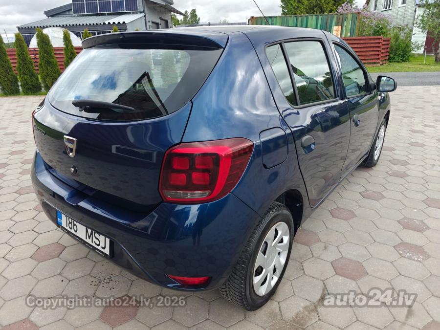 Blue Dacia Sandero 2019 in Paide, with an engine capacity of 1.00 L and mileage of 89 thousand km for 3490 €, photo 5 on AUTOMOTO.COM.LV