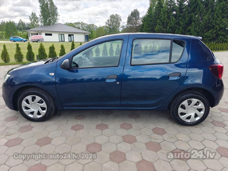 Blue Dacia Sandero 2019 in Paide, with an engine capacity of 1.00 L and mileage of 89 thousand km for 3490 €, photo 7 on AUTOMOTO.COM.LV