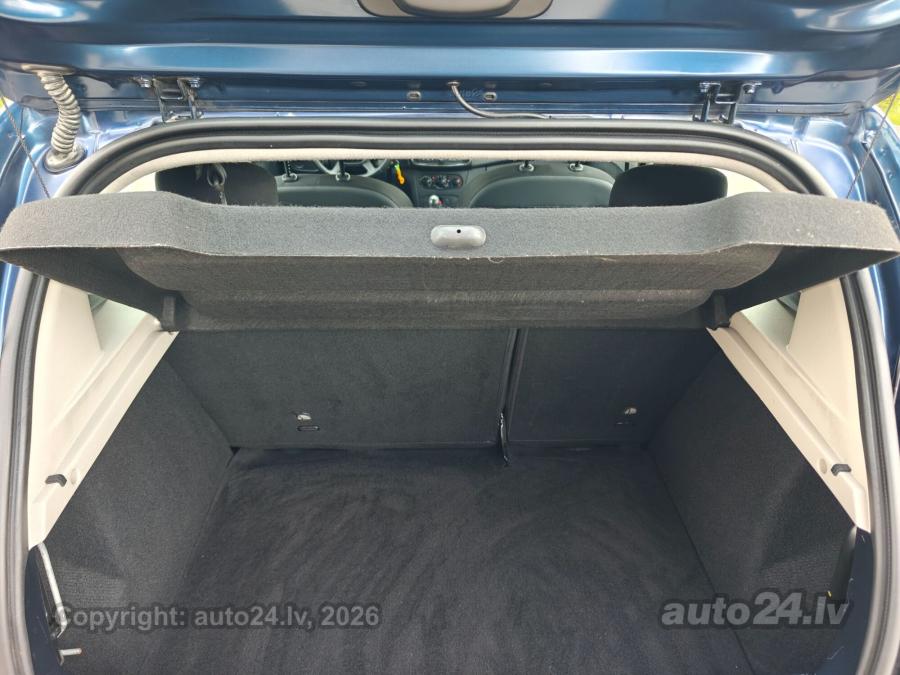 Blue Dacia Sandero 2019 in Paide, with an engine capacity of 1.00 L and mileage of 89 thousand km for 3490 €, photo 15 on AUTOMOTO.COM.LV