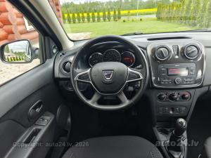 Blue Dacia Sandero 2019 in Paide, with an engine capacity of 1.00 L and mileage of 89 thousand km for 3490 €, photo 16 on AUTOMOTO.COM.LV