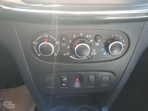 Blue Dacia Sandero 2019 in Kaunas, with an engine capacity of 0.90 L and mileage of 161 thousand km for 3650 €, photo 18 on AUTOMOTO.COM.LV