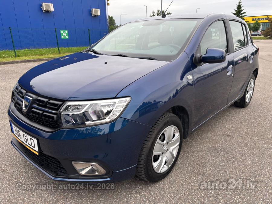 Blue Dacia Sandero 2019 in Paide, with an engine capacity of 1.00 L and mileage of 146 thousand km for 4390 €, photo 1 on AUTOMOTO.COM.LV