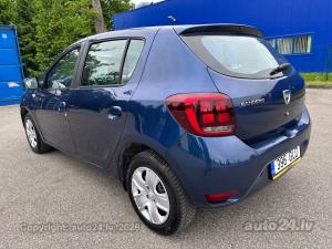 Blue Dacia Sandero 2019 in Paide, with an engine capacity of 1.00 L and mileage of 146 thousand km for 4390 €, photo 5 on AUTOMOTO.COM.LV