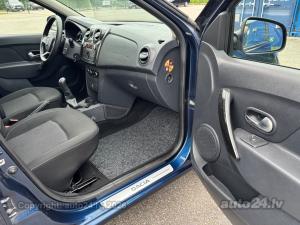 Blue Dacia Sandero 2019 in Paide, with an engine capacity of 1.00 L and mileage of 146 thousand km for 4390 €, photo 10 on AUTOMOTO.COM.LV