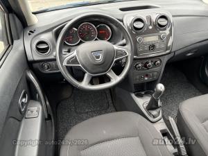 Blue Dacia Sandero 2019 in Paide, with an engine capacity of 1.00 L and mileage of 146 thousand km for 4390 €, photo 12 on AUTOMOTO.COM.LV