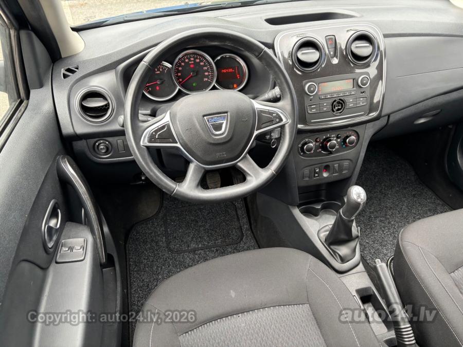 Blue Dacia Sandero 2019 in Paide, with an engine capacity of 1.00 L and mileage of 146 thousand km for 4390 €, photo 12 on AUTOMOTO.COM.LV