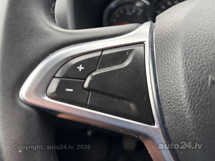 Blue Dacia Sandero 2019 in Paide, with an engine capacity of 1.00 L and mileage of 146 thousand km for 4390 €, photo 16 on AUTOMOTO.COM.LV