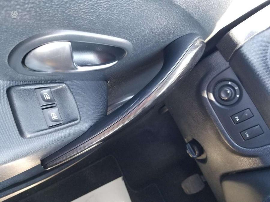 Синий Дачия Сандеро 2019 в Каунас, объемом двигателя 0.90 л и пробегом 160 тыс. км за 3550 €, фото 15 на AUTOMOTO.COM.LV
