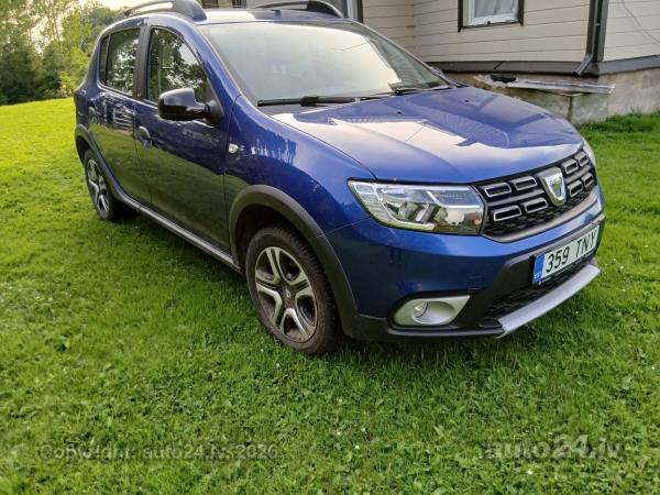 Blue Dacia Sandero 2020 in Tallinn, with an engine capacity of 1.00 L and mileage of 22 thousand km for 9100 €, photo 1 on AUTOMOTO.COM.LV
