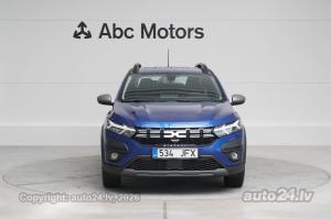 Blue Dacia Sandero 2023 in Tallinn, with an engine capacity of 1.00 L and mileage of 61 thousand km for 11990 €, photo 3 on AUTOMOTO.COM.LV