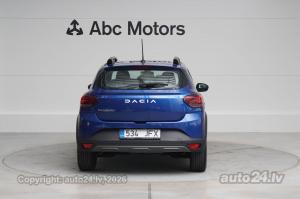 Blue Dacia Sandero 2023 in Tallinn, with an engine capacity of 1.00 L and mileage of 61 thousand km for 11990 €, photo 6 on AUTOMOTO.COM.LV