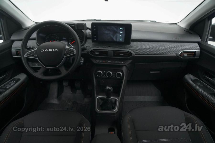 Blue Dacia Sandero 2023 in Tallinn, with an engine capacity of 1.00 L and mileage of 61 thousand km for 11990 €, photo 9 on AUTOMOTO.COM.LV