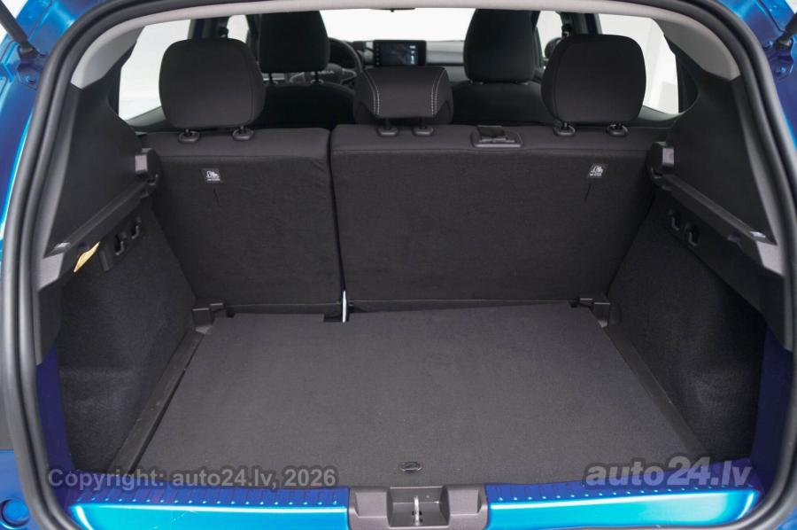 Blue Dacia Sandero 2023 in Tallinn, with an engine capacity of 1.00 L and mileage of 61 thousand km for 11990 €, photo 11 on AUTOMOTO.COM.LV