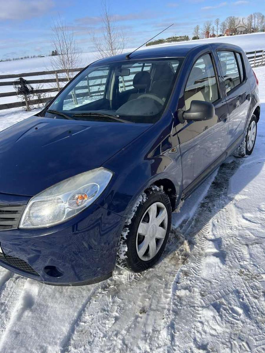 Zils Dacia Sandero 2009 Prienai, ar dzinēja tilpumu 1.40 L un nobraukumu 123 tūkst. km par 1650 €, foto 1 vietnē AUTOMOTO.COM.LV