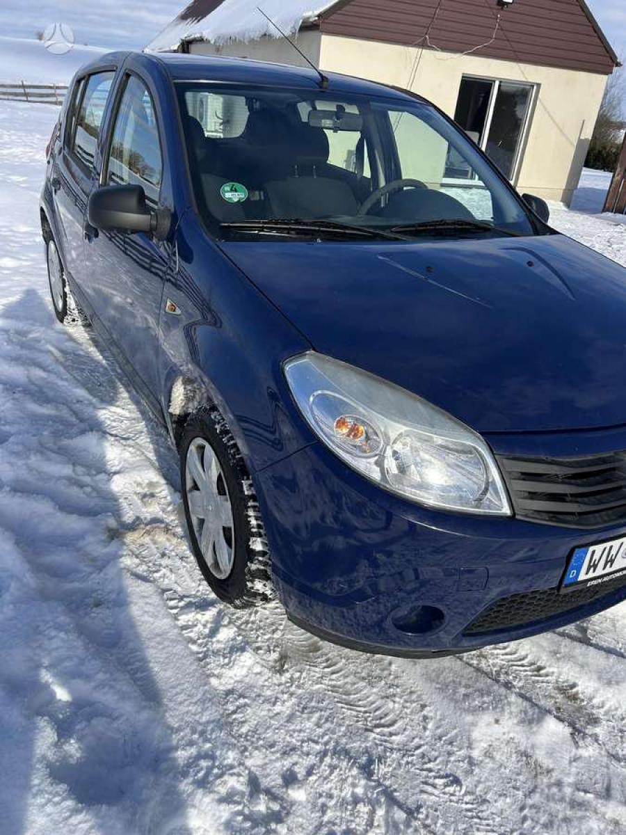 Zils Dacia Sandero 2009 Prienai, ar dzinēja tilpumu 1.40 L un nobraukumu 123 tūkst. km par 1650 €, foto 4 vietnē AUTOMOTO.COM.LV