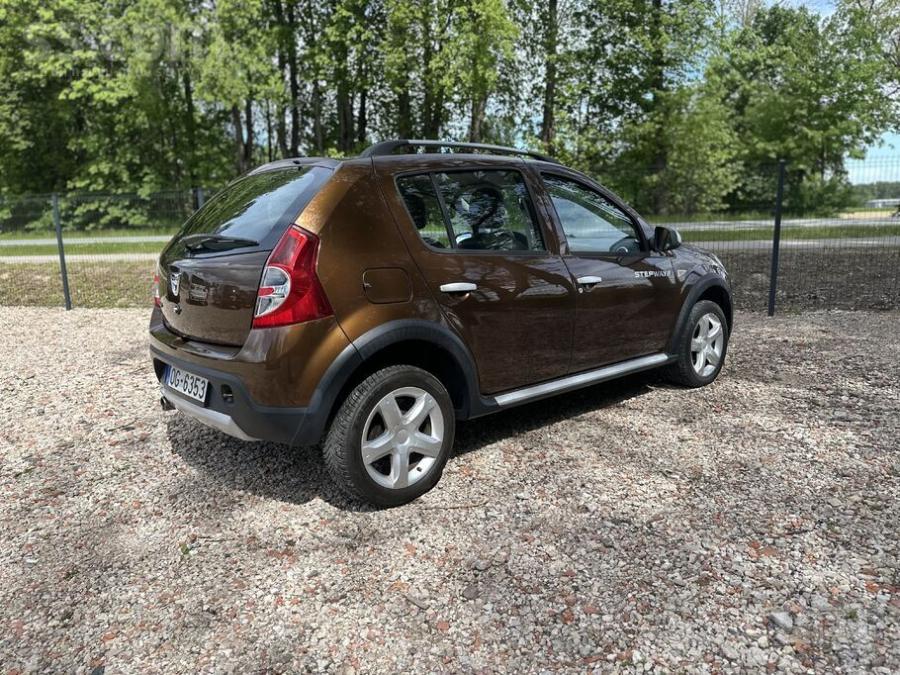 Brūns Dacia Sandero 2012 Cēsis, ar dzinēja tilpumu 1.60 L un nobraukumu 0 tūkst. km par 6200 €, foto 7 vietnē AUTOMOTO.COM.LV
