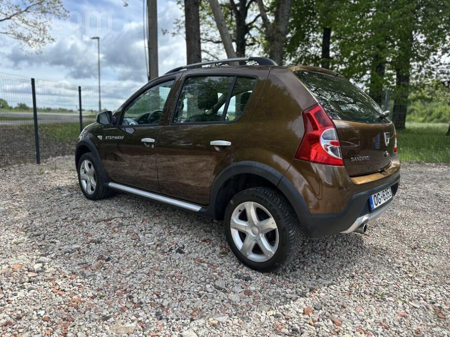 Brūns Dacia Sandero 2012 Cēsis, ar dzinēja tilpumu 1.60 L un nobraukumu 0 tūkst. km par 6200 €, foto 8 vietnē AUTOMOTO.COM.LV