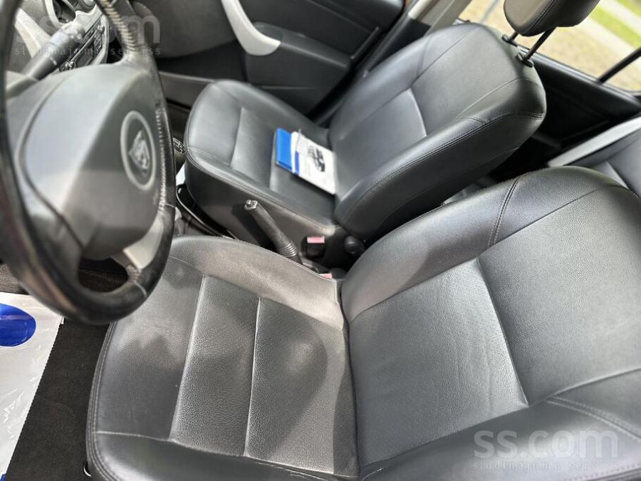 Brūns Dacia Sandero 2012 Cēsis, ar dzinēja tilpumu 1.60 L un nobraukumu 0 tūkst. km par 6200 €, foto 10 vietnē AUTOMOTO.COM.LV