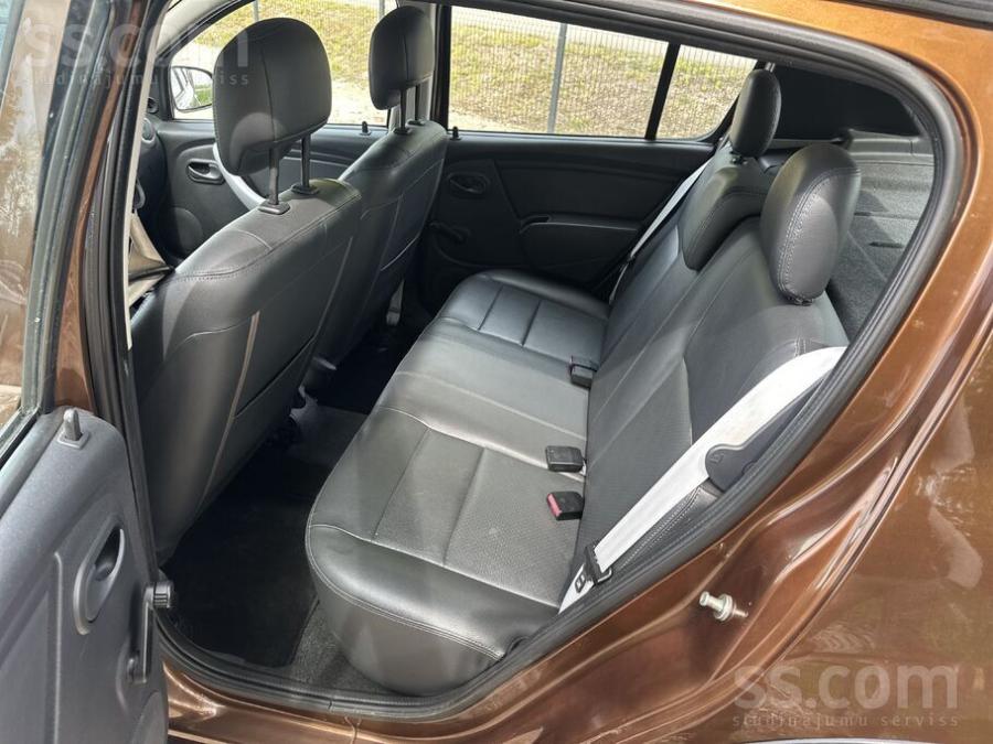 Brūns Dacia Sandero 2012 Cēsis, ar dzinēja tilpumu 1.60 L un nobraukumu 0 tūkst. km par 6200 €, foto 11 vietnē AUTOMOTO.COM.LV