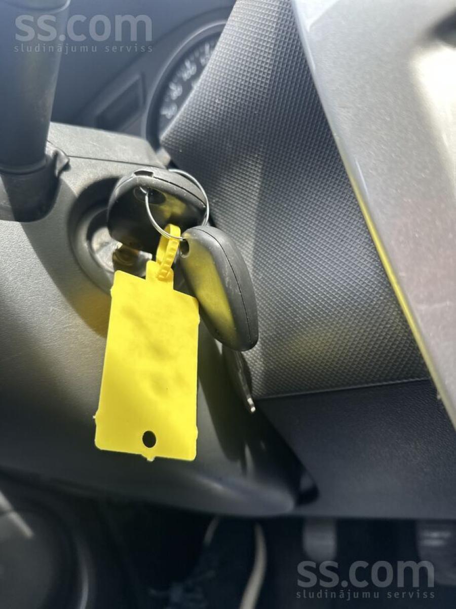 Brūns Dacia Sandero 2012 Cēsis, ar dzinēja tilpumu 1.60 L un nobraukumu 0 tūkst. km par 6200 €, foto 16 vietnē AUTOMOTO.COM.LV
