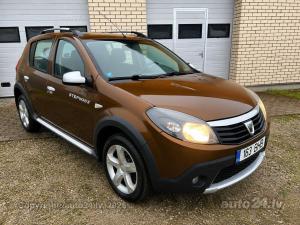 Brūns Dacia Sandero 2012 Paide, ar dzinēja tilpumu 1.60 L un nobraukumu 165 tūkst. km par 3799 €, foto 4 vietnē AUTOMOTO.COM.LV