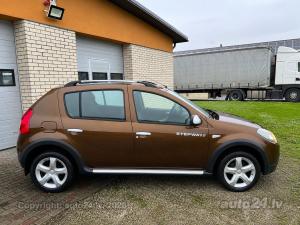 Brūns Dacia Sandero 2012 Paide, ar dzinēja tilpumu 1.60 L un nobraukumu 165 tūkst. km par 3799 €, foto 9 vietnē AUTOMOTO.COM.LV