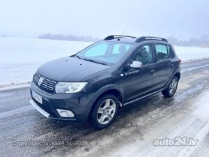 Brūns Dacia Sandero 2018 Tallina, ar dzinēja tilpumu 0.90 L un nobraukumu 183 tūkst. km par 4400 €, foto 4 vietnē AUTOMOTO.COM.LV