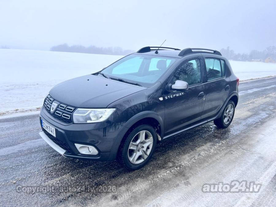 Brūns Dacia Sandero 2018 Tallina, ar dzinēja tilpumu 0.90 L un nobraukumu 183 tūkst. km par 4400 €, foto 4 vietnē AUTOMOTO.COM.LV