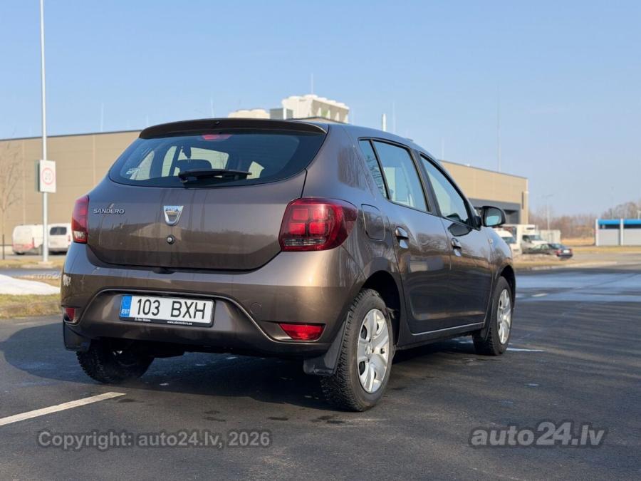 Brūns Dacia Sandero 2018 Tallina, ar dzinēja tilpumu 0.90 L un nobraukumu 103 tūkst. km par 5900 €, foto 4 vietnē AUTOMOTO.COM.LV