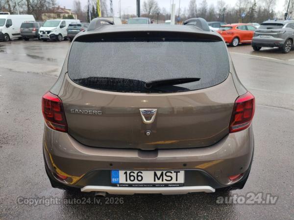 Brown Dacia Sandero 2019 in Tartu, with an engine capacity of 0.90 L and mileage of 104 thousand km for 6290 €, photo 4 on AUTOMOTO.COM.LV
