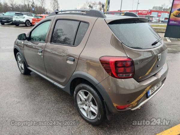 Brown Dacia Sandero 2019 in Tartu, with an engine capacity of 0.90 L and mileage of 104 thousand km for 6290 €, photo 5 on AUTOMOTO.COM.LV