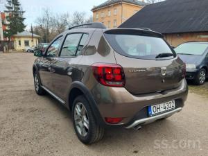 Brown Dacia Sandero 2019 in Daugavpils, with an engine capacity of 0.90 L and mileage of 0 thousand km for 8150 €, photo 9 on AUTOMOTO.COM.LV