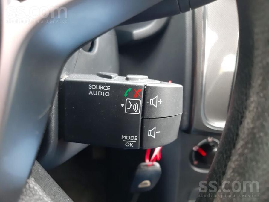 Brown Dacia Sandero 2019 in Daugavpils, with an engine capacity of 0.90 L and mileage of 0 thousand km for 8150 €, photo 13 on AUTOMOTO.COM.LV
